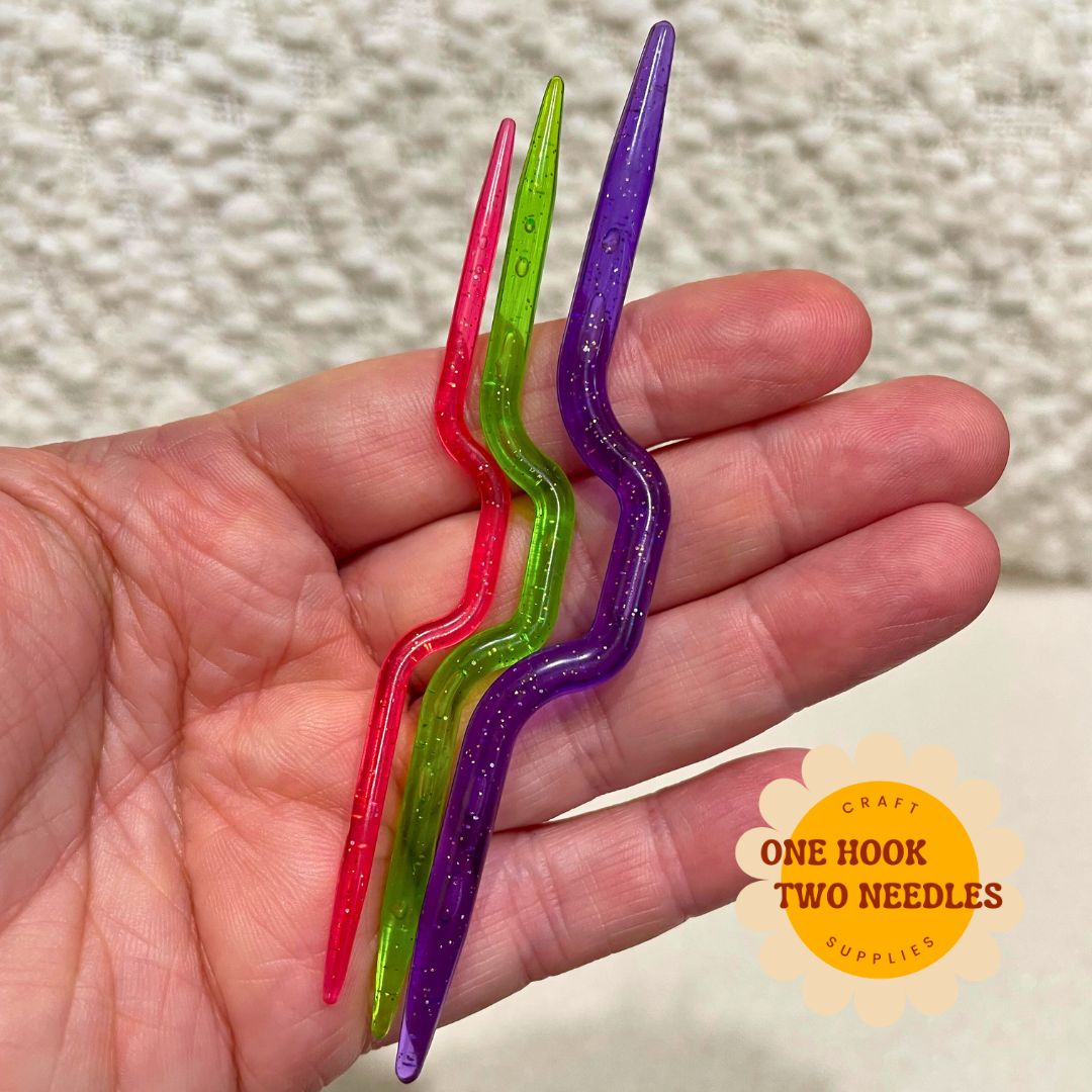 HiyaHiya Cable Needles, Set of 3 – ONE HOOK TWO NEEDLES