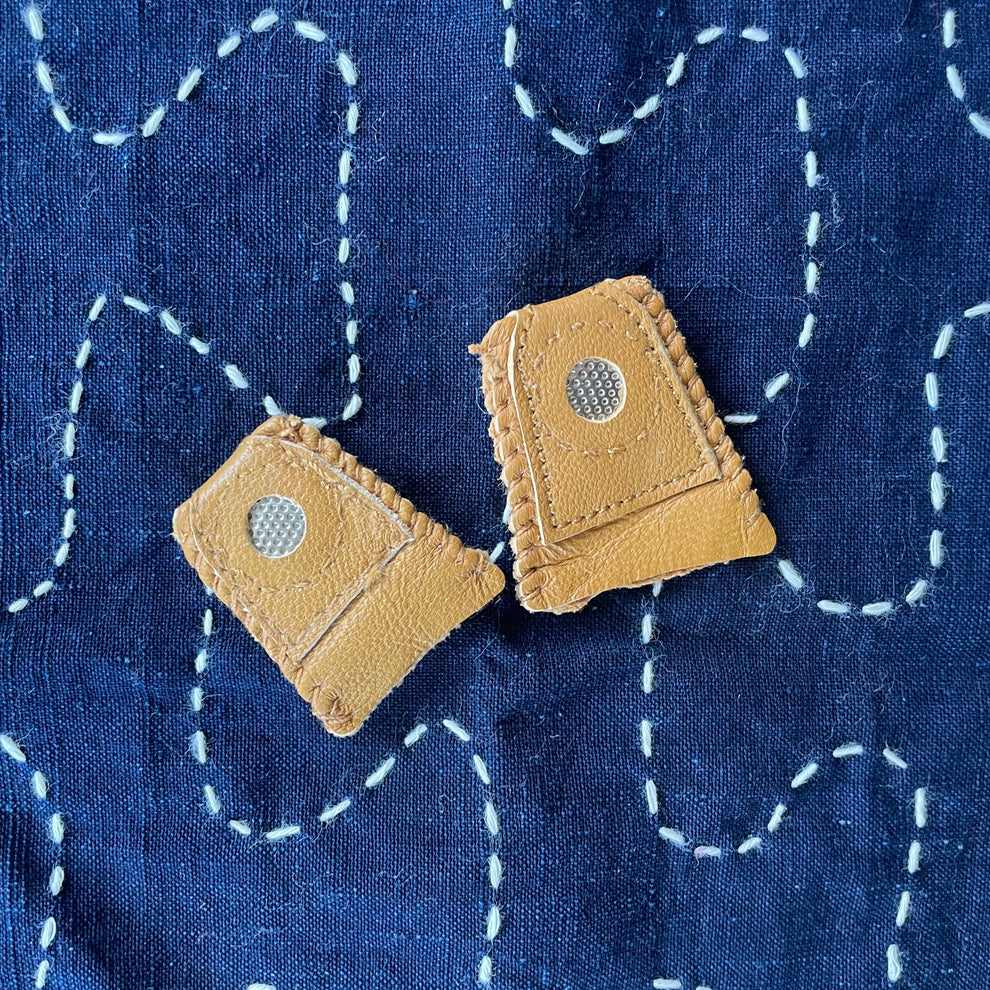 Leather Thimble Set – ONE HOOK TWO NEEDLES